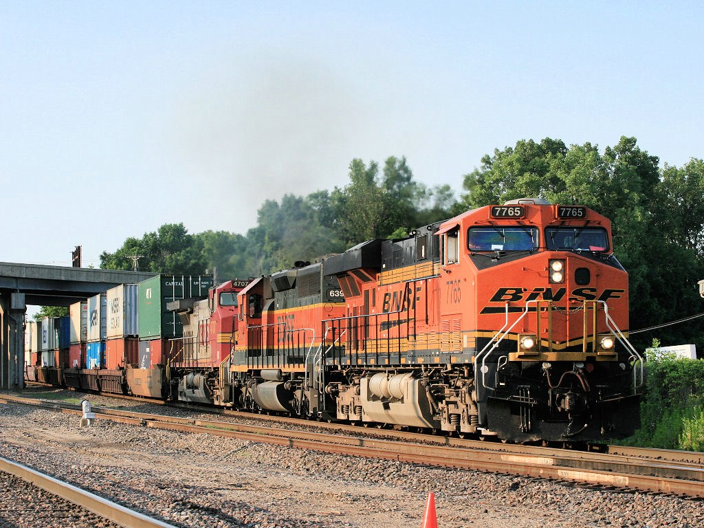 BNSF 7765